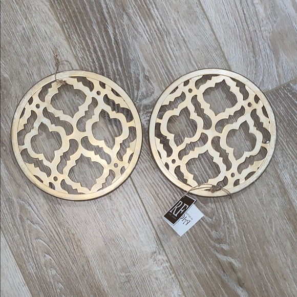 RF Home Fashion | Kitchen | Nwt Brushed Gold Metal Trivet Set | Poshmark